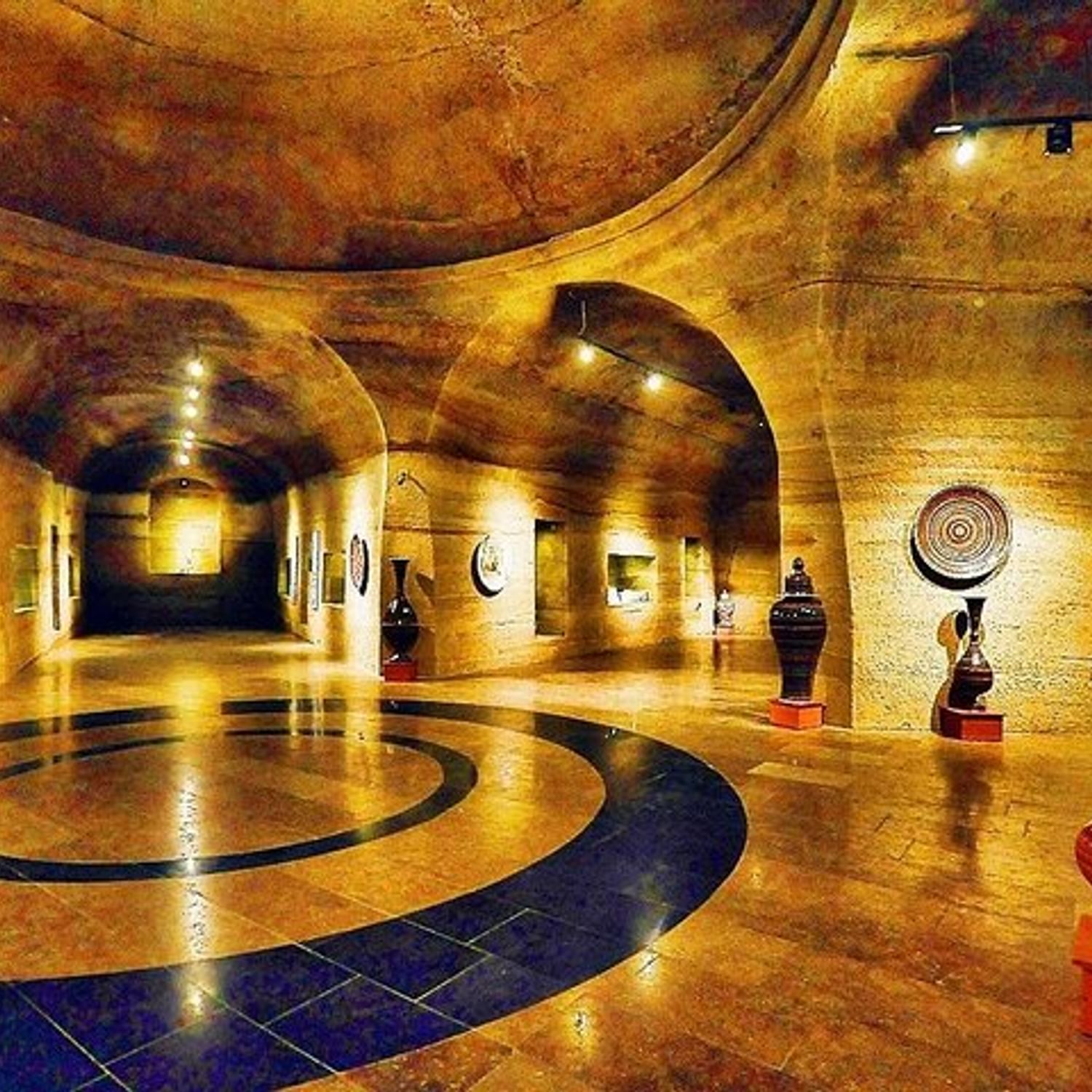 Skip the Line: Guray Museum Admission Ticket