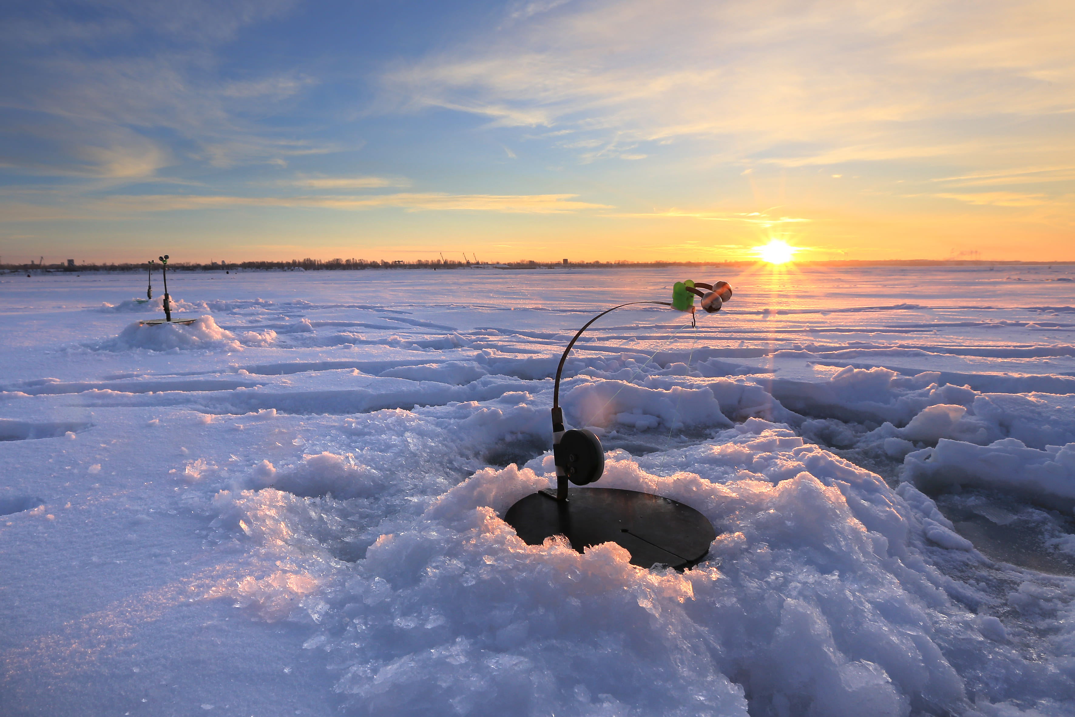 Ice Fishing Experience by Minivan - Visit Rovaniemi