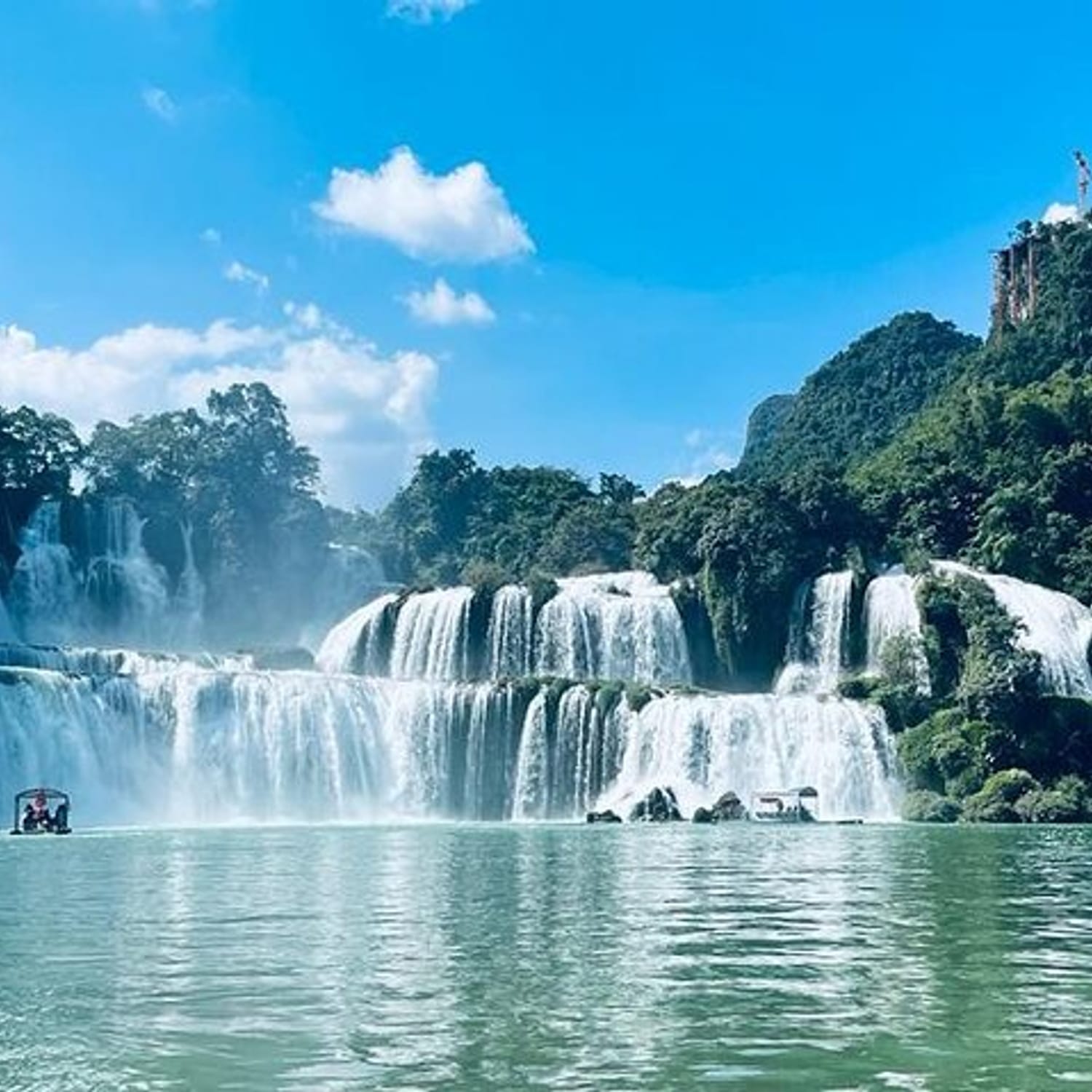 Ban Gioc Waterfall and Ba Be Lake 3 Day 2 Night Adventure