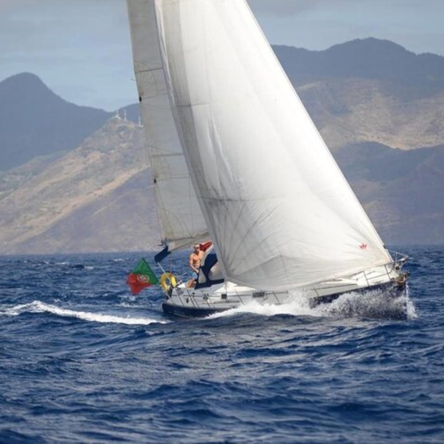 Half Day Sailing Experience in Madeira´s South Coast