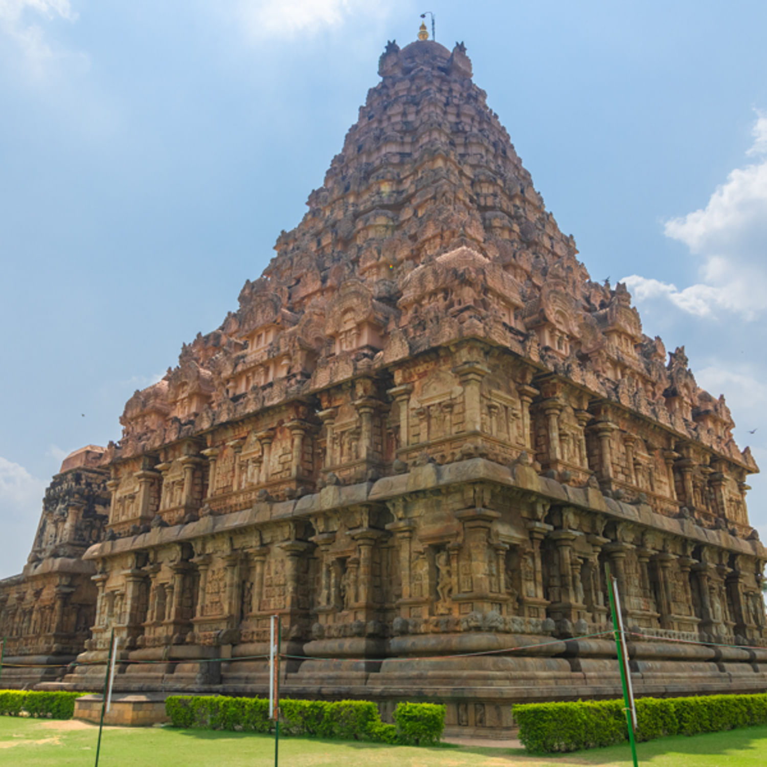 Discover South India: Temples, Tea Gardens, and Timeless Heritage