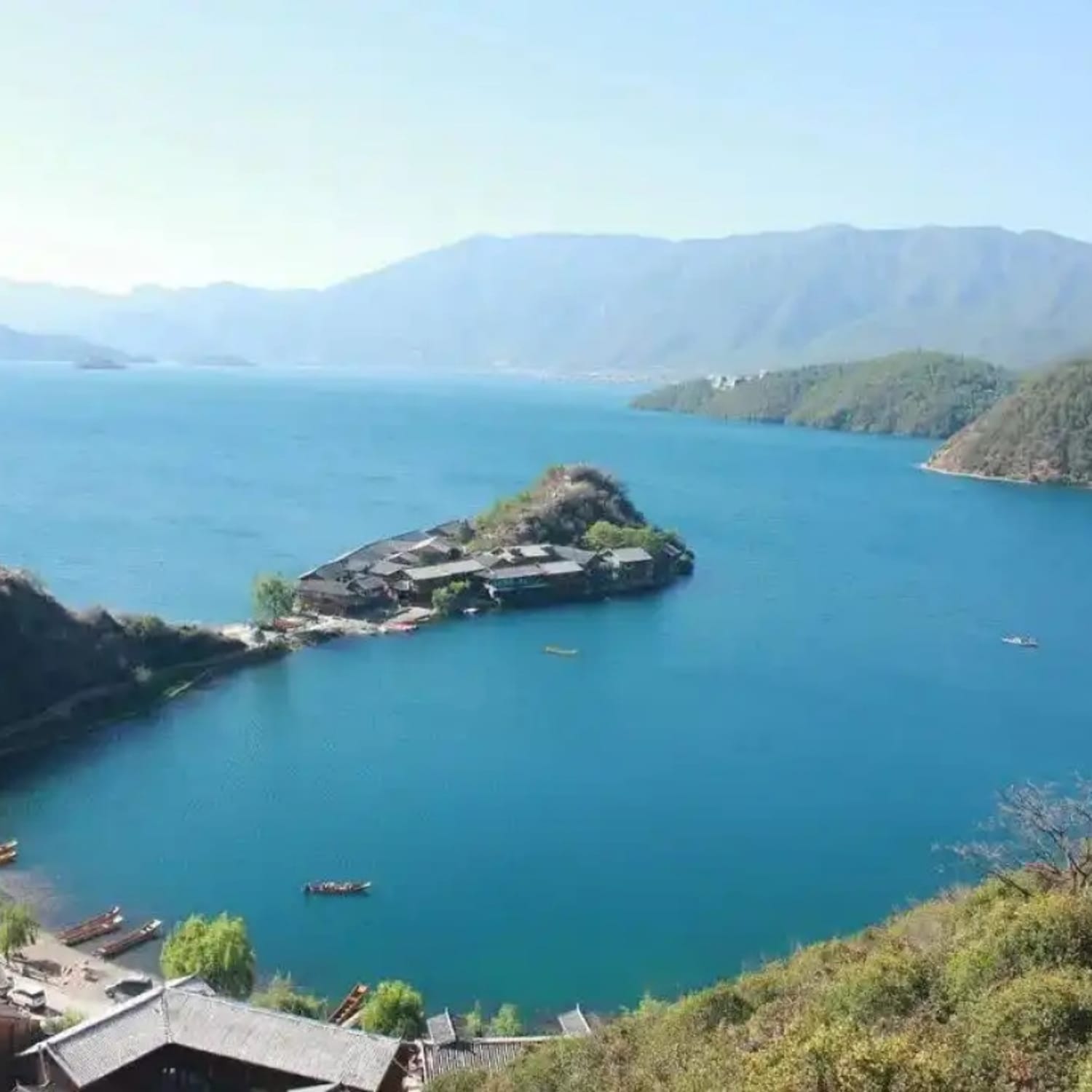 2-Day Lugu Lake & Mosuo Culture Private Tour