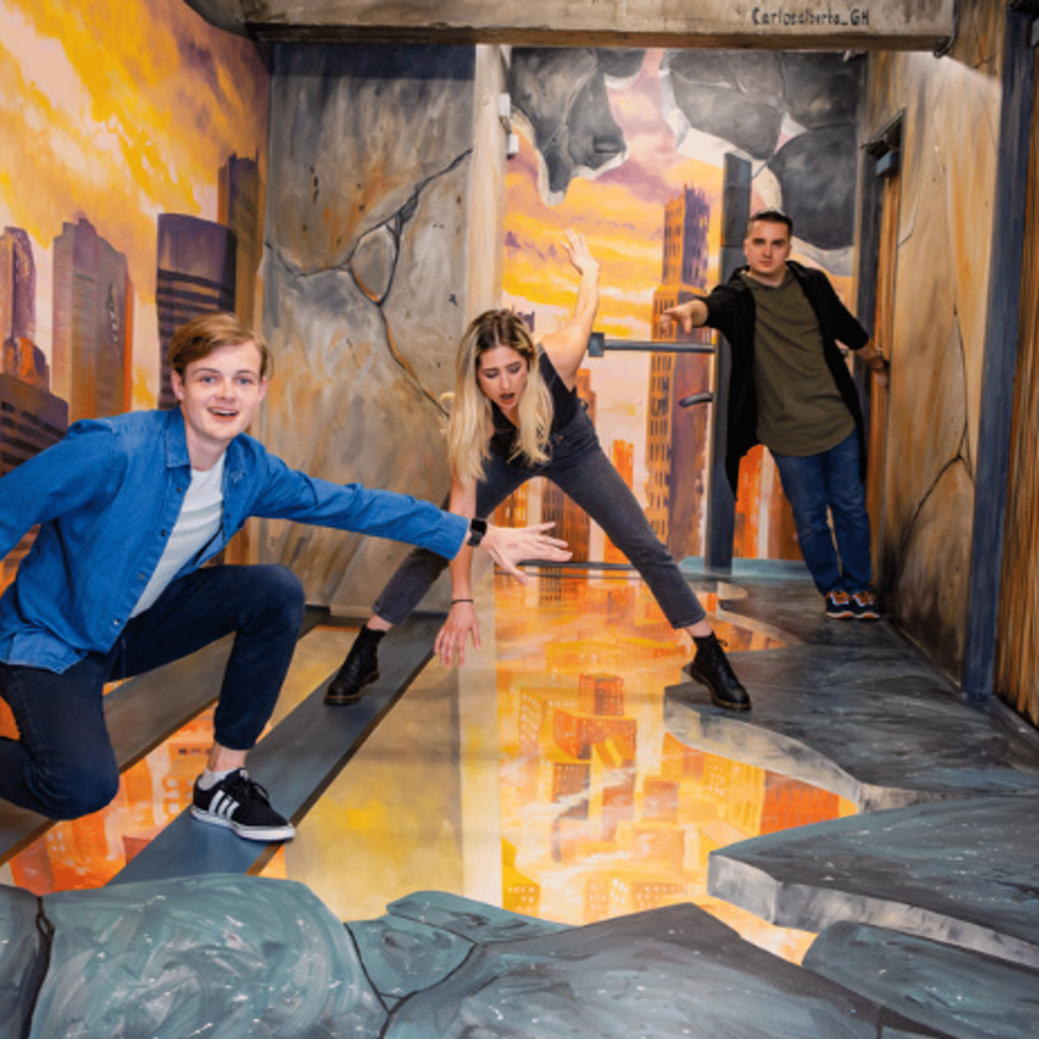 Museum of Illusions Dubai – Mind-Bending Optical Illusions at Al Seef