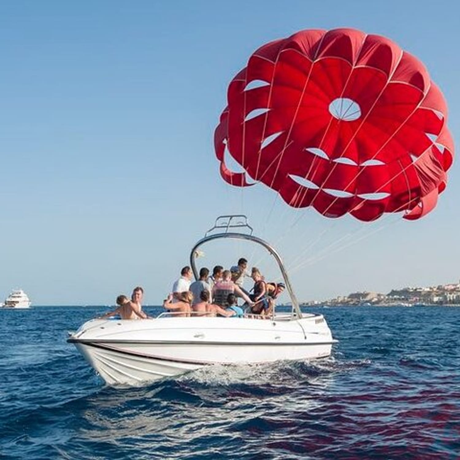 Private Speed Boat with Parasailing Sea Trip & Transfer :Hurghada