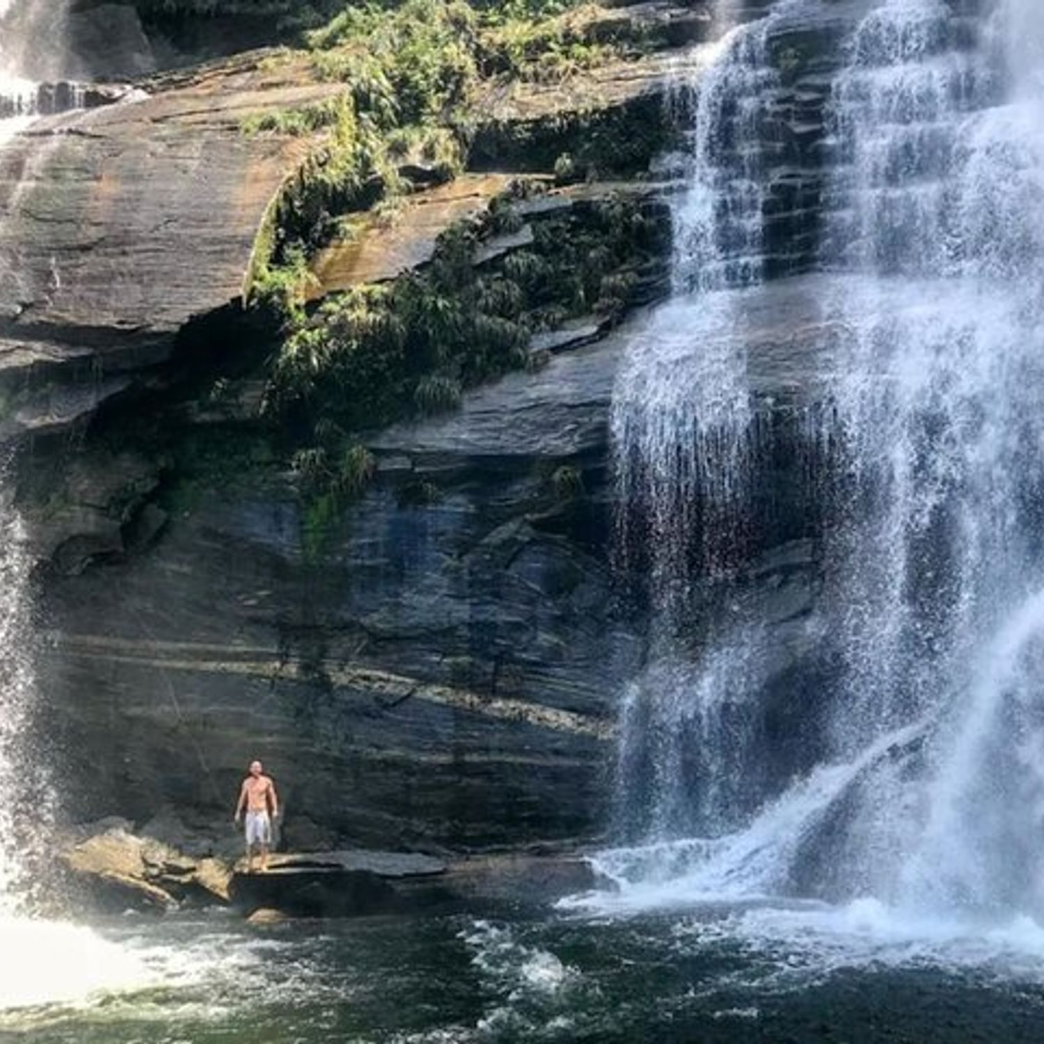 Paraty: Melancia Waterfall - Tekking and Hiking Tour