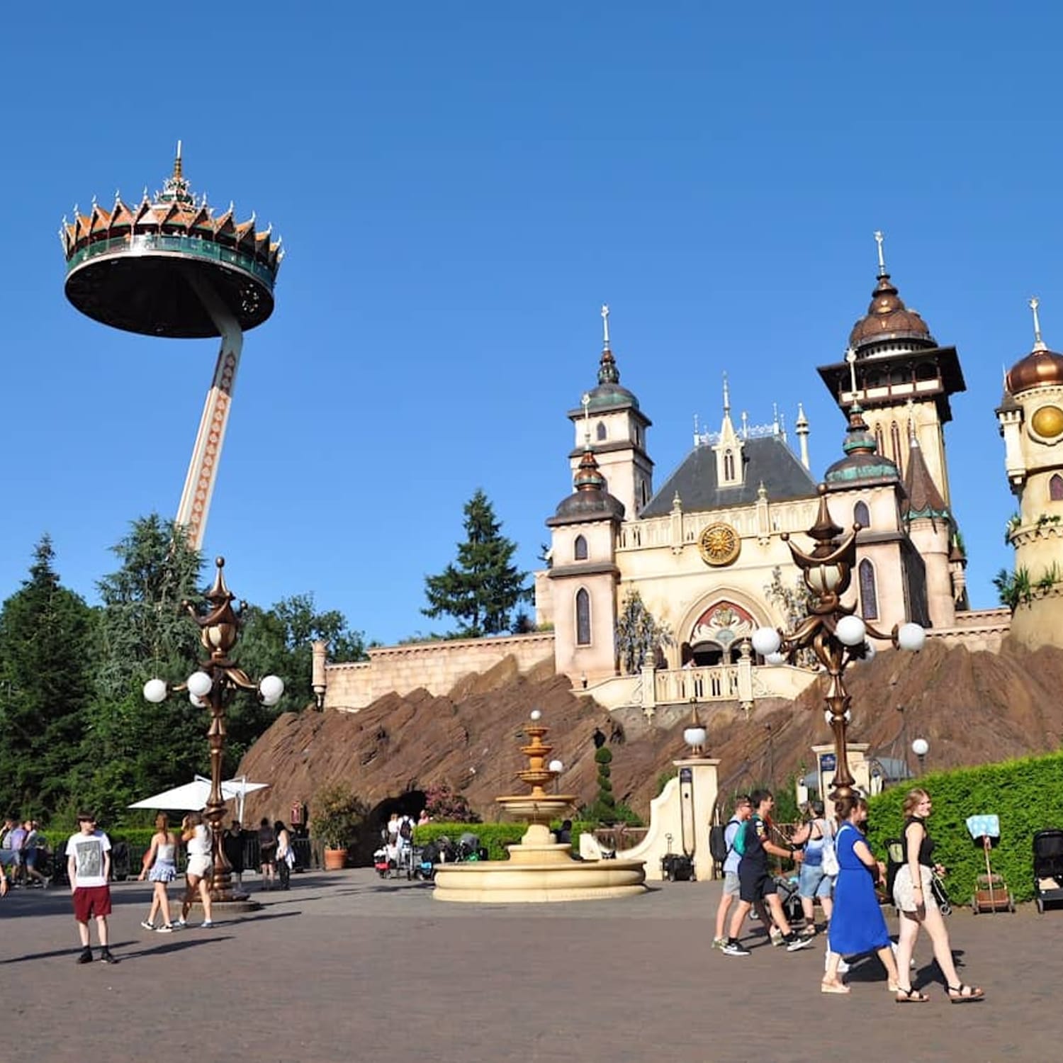 Day Trip Efteling: Holland’s Largest Theme Park