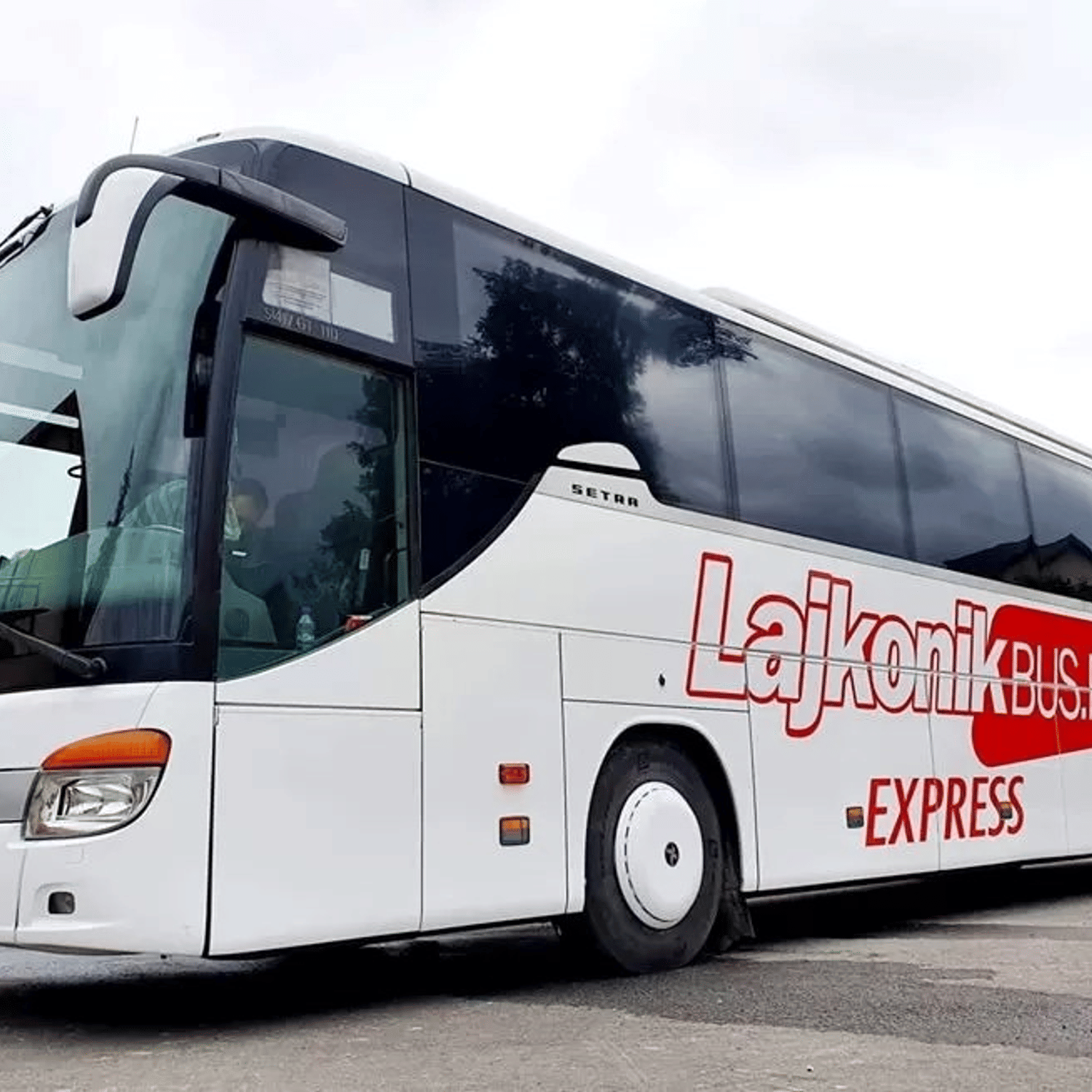 Shuttle Bus Krakow - Auschwitz